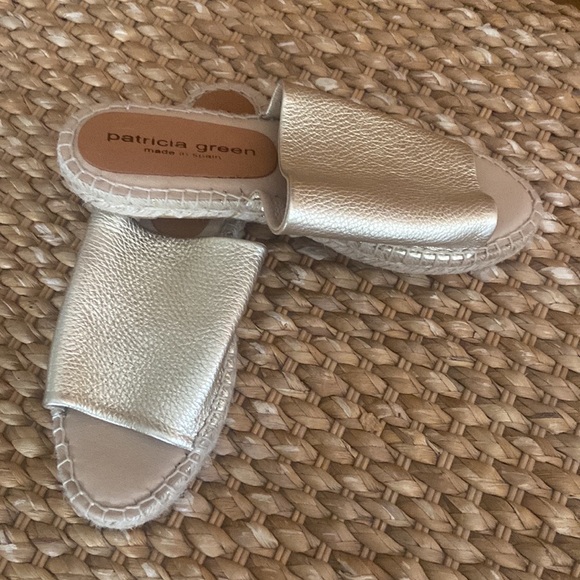 Patricia Green | Shoes | Patricia Green Gold Womens Slide Sandals ...